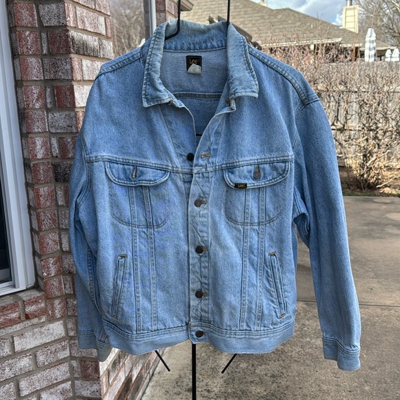 Lee | Jackets & Coats | Vintage Xl Lee Blue Jean Jacket As Is Stains Us ...